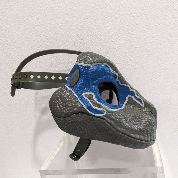 Toys | Jurassic World Legacy Blue Dinosaur Raptor Velociraptor Mask ...